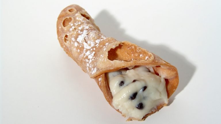 Italian Canoli Shells and Filling - PalmersCanCook.com